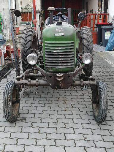 Traktor | bazar.at