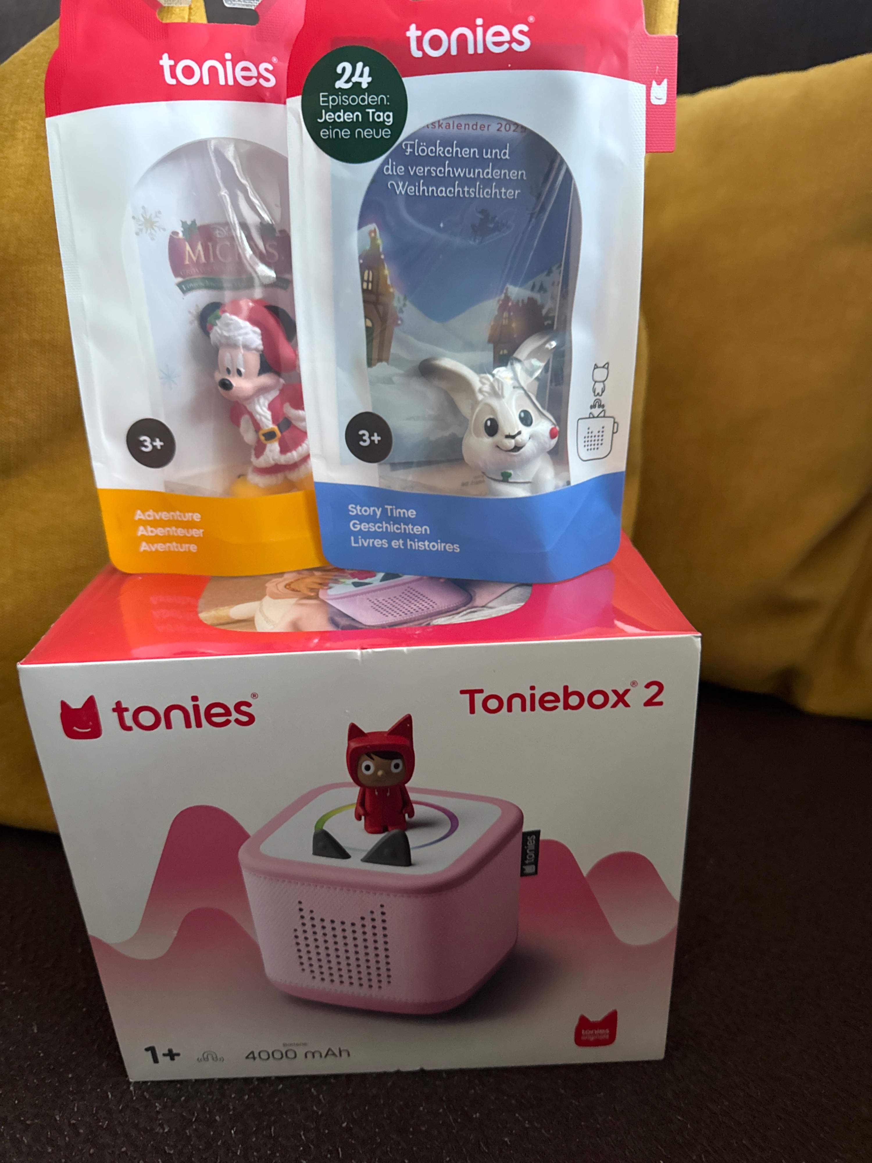 Tonie Box 2 mit Tonies Adventskalender und Tonie Mickey Mouse | bazar.at